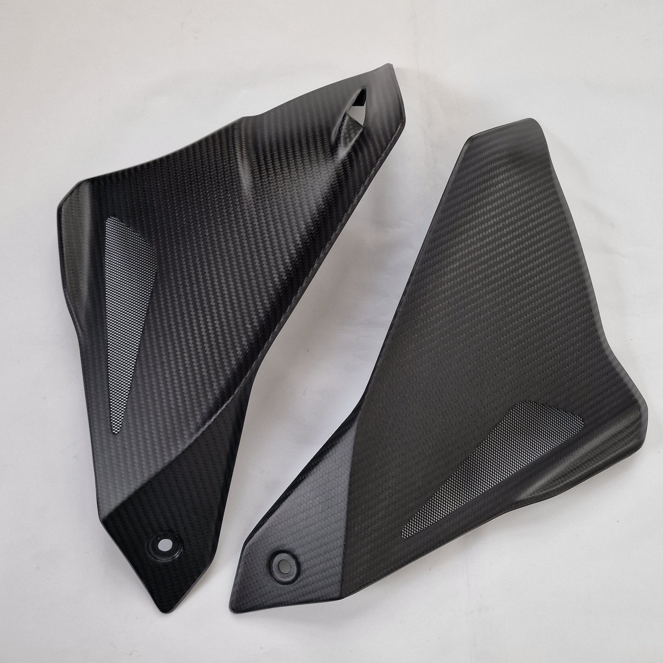 Carbon Fibre Side Panels for Yamaha MT10 - MATT FINISH (2016-2021) Gen ...